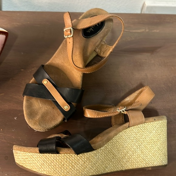 Clarks | Shoes | Comfy Clacks Wedge Sandal | Poshmark